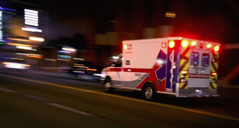 Fast-moving-ambulance-via-Shutterstock-800×430 | 20 Mile Urgent Care